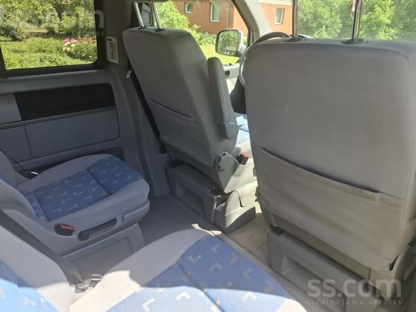 Volkswagen Multivan 2006 in Madona, with an engine capacity of 2.50 L and mileage of 312 thousand km for 6500 €, photo 7 on AUTOMOTO.COM.LV