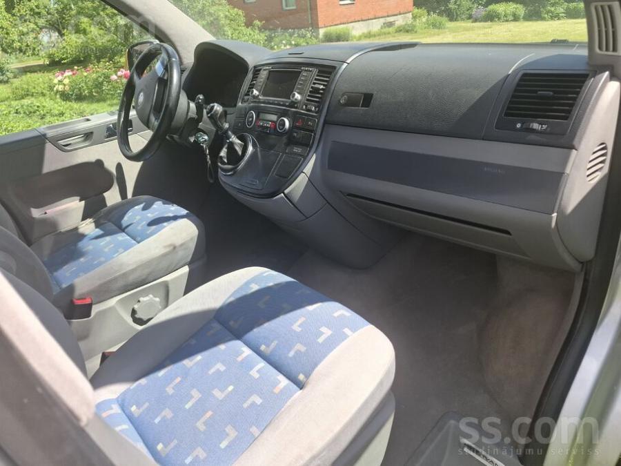 Volkswagen Multivan 2006 Madona, ar dzinēja tilpumu 2.50 L un nobraukumu 312 tūkst. km par 6500 €, foto 11 vietnē AUTOMOTO.COM.LV