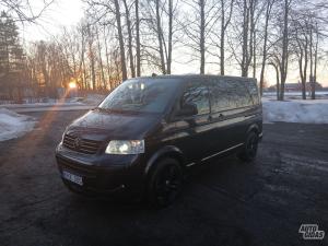 Volkswagen Multivan 2007 Raseiniai, ar dzinēja tilpumu 2.50 L un nobraukumu 358 tūkst. km par 8200 €, foto  vietnē AUTOMOTO.COM.LV