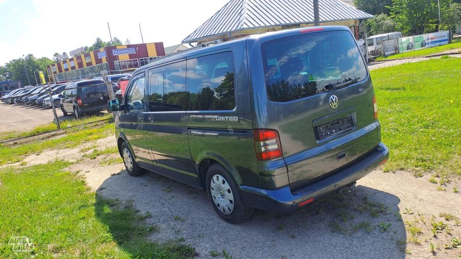 Volkswagen Multivan 2008 Viļņa, ar dzinēja tilpumu 2.50 L un nobraukumu 288 tūkst. km par 10500 €, foto 7 vietnē AUTOMOTO.COM.LV