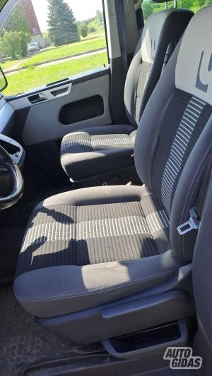 Volkswagen Multivan 2008 Viļņa, ar dzinēja tilpumu 2.50 L un nobraukumu 288 tūkst. km par 10500 €, foto 33 vietnē AUTOMOTO.COM.LV