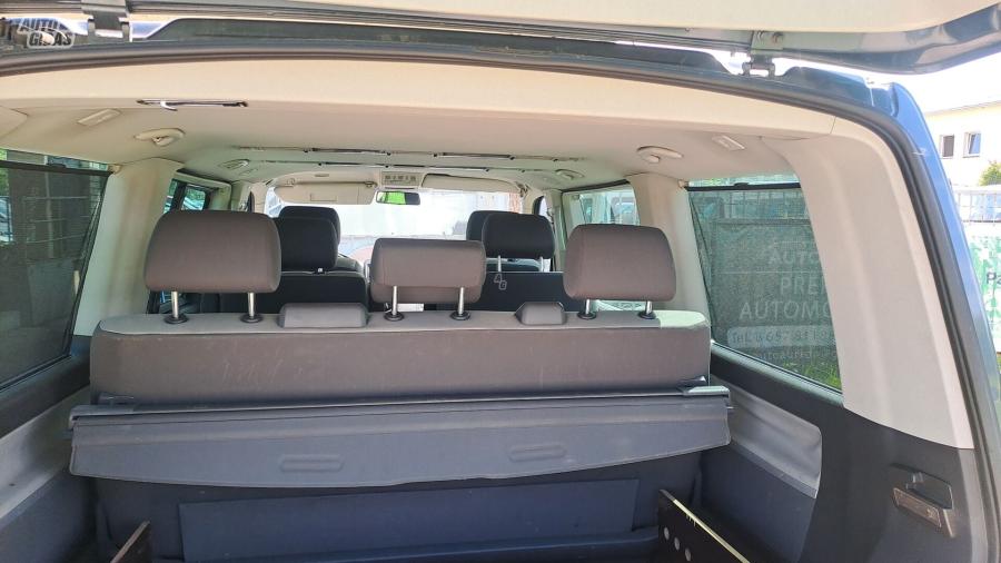 Volkswagen Multivan 2008 Viļņa, ar dzinēja tilpumu 2.50 L un nobraukumu 288 tūkst. km par 11500 €, foto 9 vietnē AUTOMOTO.COM.LV