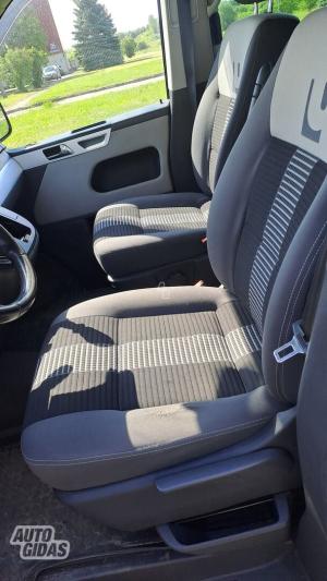 Volkswagen Multivan 2008 Viļņa, ar dzinēja tilpumu 2.50 L un nobraukumu 288 tūkst. km par 11500 €, foto 17 vietnē AUTOMOTO.COM.LV