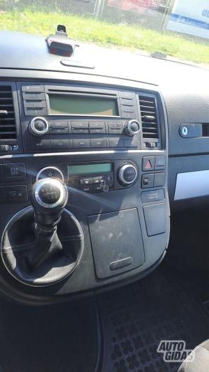 Volkswagen Multivan 2008 Viļņa, ar dzinēja tilpumu 2.50 L un nobraukumu 288 tūkst. km par 11500 €, foto 19 vietnē AUTOMOTO.COM.LV