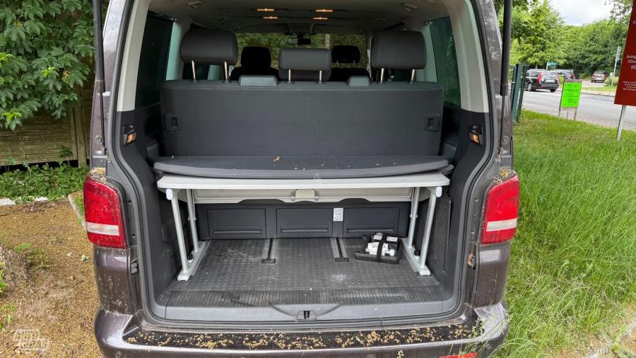 Volkswagen Multivan 2010 in Kretinga, with an engine capacity of 2.00 L and mileage of 310 thousand km for 6990 €, photo 6 on AUTOMOTO.COM.LV
