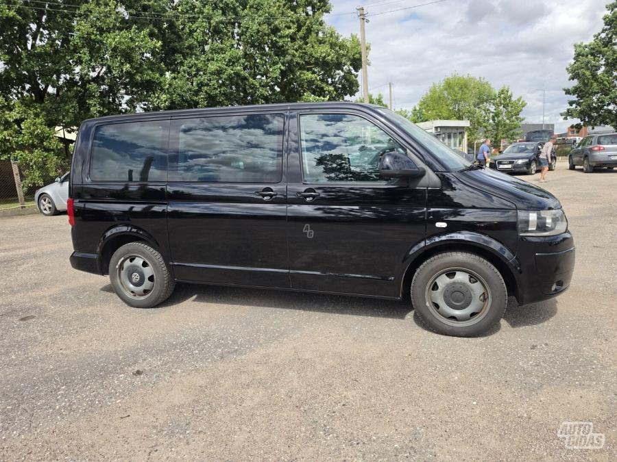 Volkswagen Multivan 2010 Viļņa, ar dzinēja tilpumu 2.00 L un nobraukumu 309 tūkst. km par 12950 €, foto 14 vietnē AUTOMOTO.COM.LV