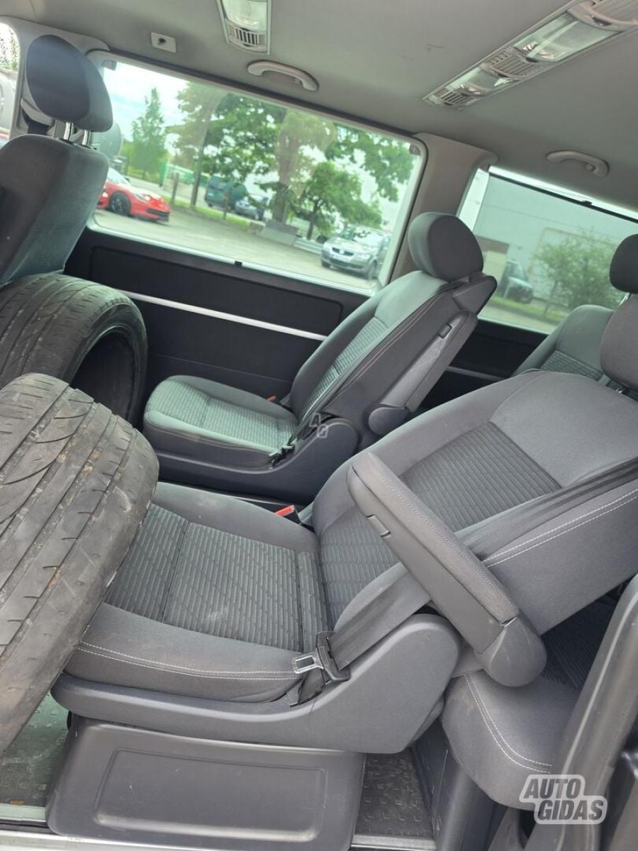 Volkswagen Multivan 2010 Viļņa, ar dzinēja tilpumu 2.00 L un nobraukumu 309 tūkst. km par 12950 €, foto 19 vietnē AUTOMOTO.COM.LV