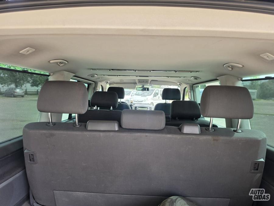 Volkswagen Multivan 2010 Viļņa, ar dzinēja tilpumu 2.00 L un nobraukumu 309 tūkst. km par 12950 €, foto 21 vietnē AUTOMOTO.COM.LV