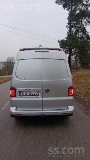Volkswagen Multivan 2014 Rīga, ar dzinēja tilpumu 2.00 L un nobraukumu 306 tūkst. km par 16300 €, foto 6 vietnē AUTOMOTO.COM.LV