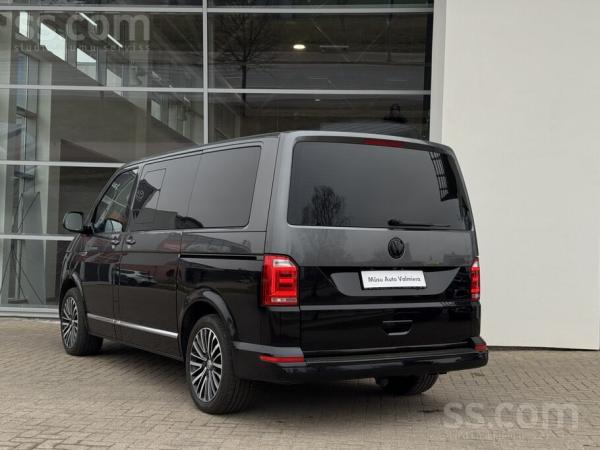 Volkswagen Multivan 2017 in Valmiera, with an engine capacity of 2.00 L and mileage of 165 thousand km for 35250 €, photo 4 on AUTOMOTO.COM.LV