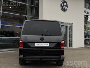 Volkswagen Multivan 2017 in Valmiera, with an engine capacity of 2.00 L and mileage of 165 thousand km for 35250 €, photo 5 on AUTOMOTO.COM.LV
