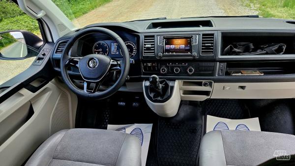 Volkswagen Multivan 2017 Kaišiadorys, ar dzinēja tilpumu 2.00 L un nobraukumu 280 tūkst. km par 17200 €, foto 10 vietnē AUTOMOTO.COM.LV