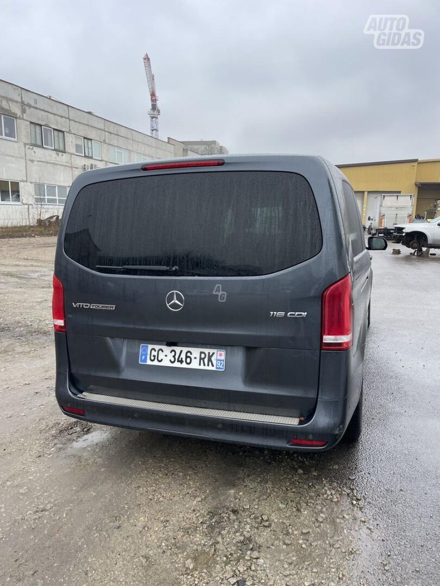Volkswagen Multivan 2018 in Vilnius, with an engine capacity of 2.00 L and mileage of 536 thousand km for 19000 €, photo 5 on AUTOMOTO.COM.LV