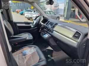 Volkswagen Multivan 2019 in Riga, with an engine capacity of 2.00 L and mileage of 167 thousand km for 27900 €, photo 15 on AUTOMOTO.COM.LV