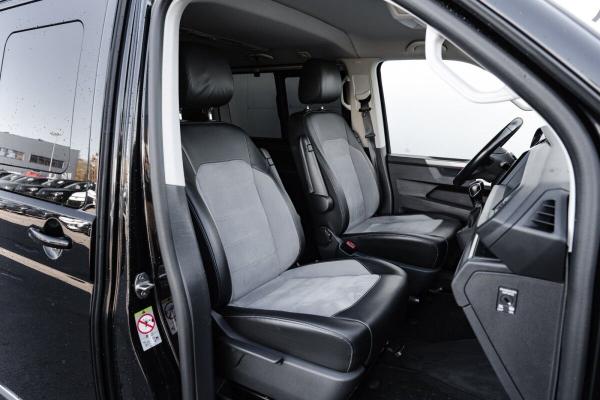 Volkswagen Multivan 2020 in Riga, with an engine capacity of 2.00 L and mileage of 102 thousand km for 39900 €, photo 5 on AUTOMOTO.COM.LV