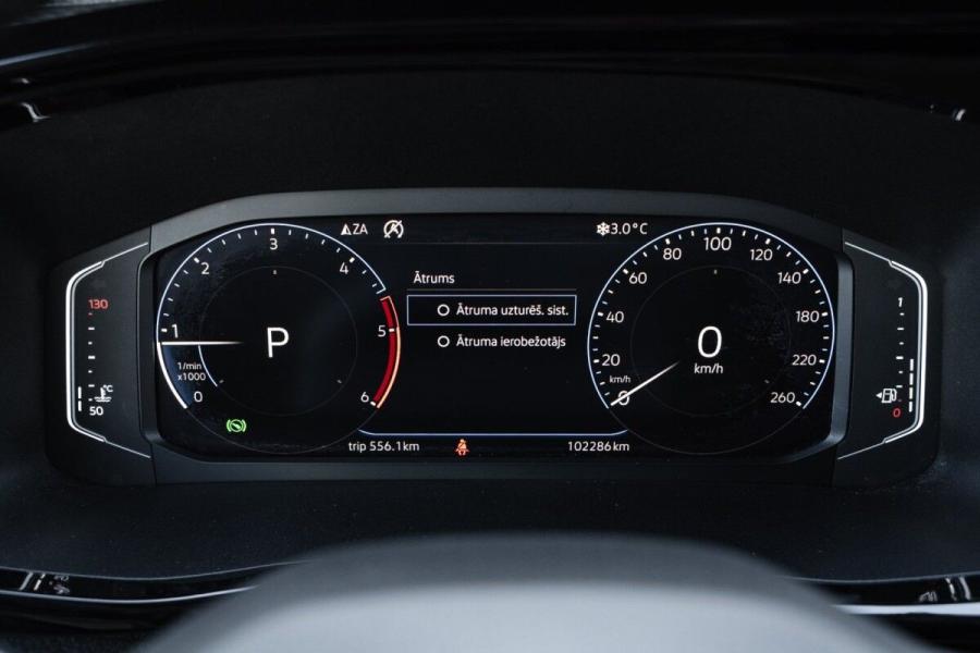 Volkswagen Multivan 2020 Rīga, ar dzinēja tilpumu 2.00 L un nobraukumu 102 tūkst. km par 39900 €, foto 10 vietnē AUTOMOTO.COM.LV