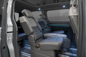 Volkswagen Multivan 2022 Viļņa, ar dzinēja tilpumu 2.00 L un nobraukumu 115 tūkst. km par 42500 €, foto 12 vietnē AUTOMOTO.COM.LV