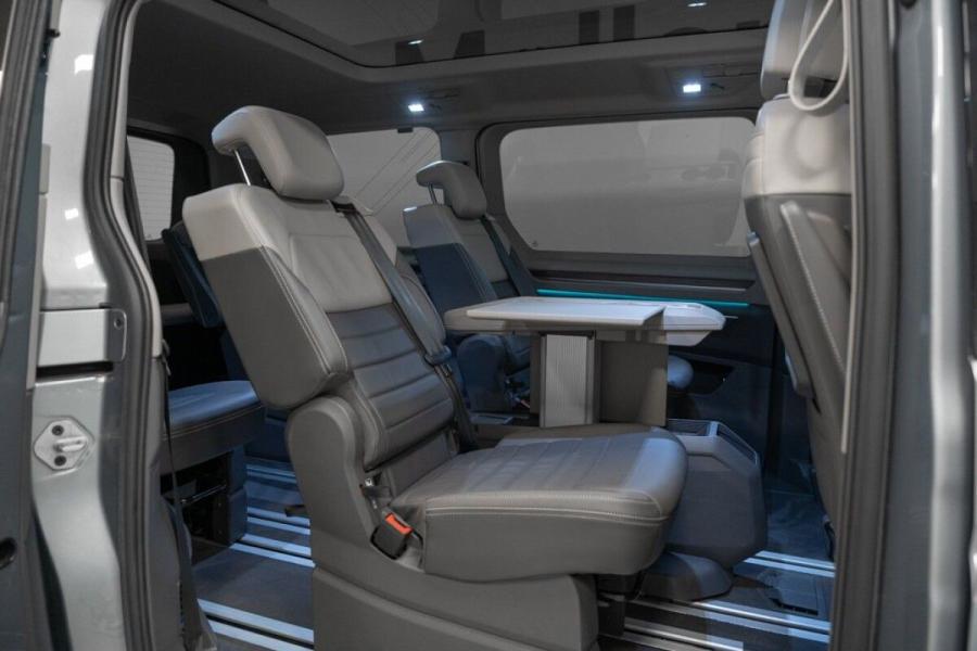 Volkswagen Multivan 2022 Viļņa, ar dzinēja tilpumu 2.00 L un nobraukumu 115 tūkst. km par 42500 €, foto 13 vietnē AUTOMOTO.COM.LV