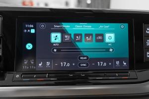 Volkswagen Multivan 2022 Viļņa, ar dzinēja tilpumu 2.00 L un nobraukumu 115 tūkst. km par 42500 €, foto 24 vietnē AUTOMOTO.COM.LV