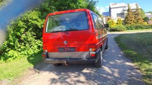 Volkswagen Multivan 1996 Viļņa, ar dzinēja tilpumu 2.50 L un nobraukumu 408 tūkst. km par 3900 €, foto 8 vietnē AUTOMOTO.COM.LV