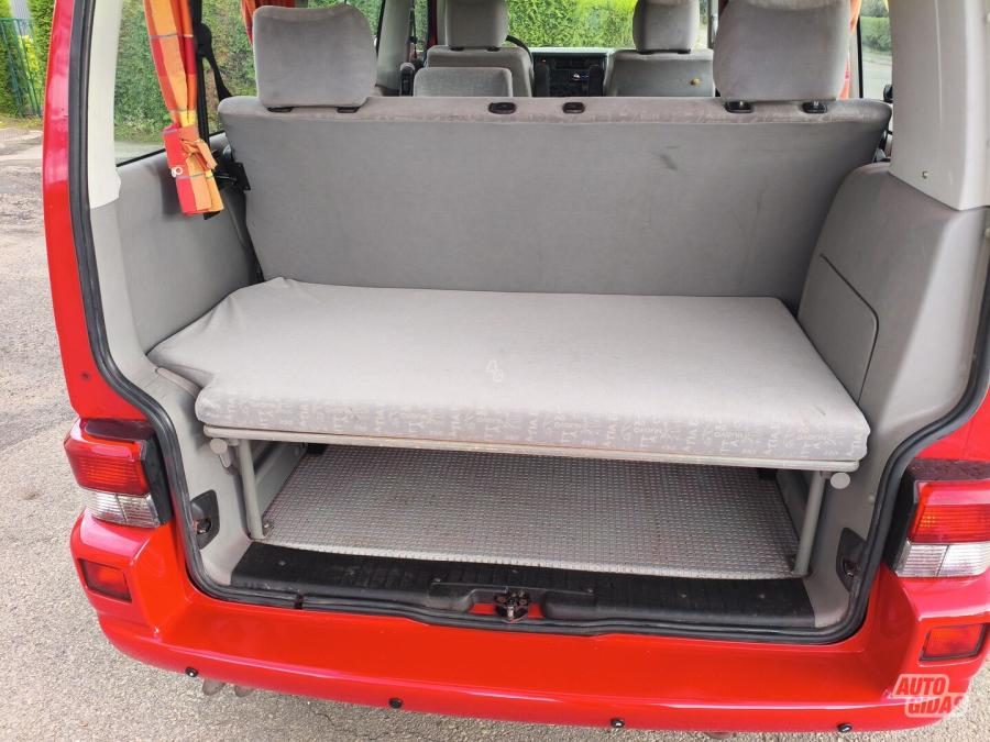 Volkswagen Multivan 1997 Joniškis, ar dzinēja tilpumu 2.50 L un nobraukumu 331 tūkst. km par 4444 €, foto 9 vietnē AUTOMOTO.COM.LV