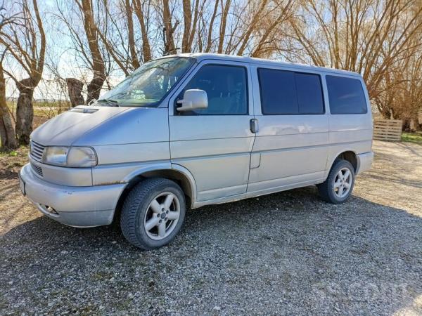 Volkswagen Multivan 2002 Dobele, ar dzinēja tilpumu 2.50 L un nobraukumu 461 tūkst. km par 2800 €, foto 2 vietnē AUTOMOTO.COM.LV