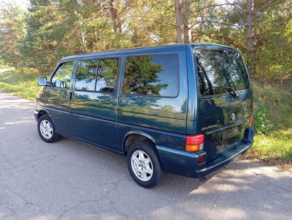 Volkswagen Multivan 2002 in Vievis, with an engine capacity of 2.50 L and mileage of 400 thousand km for 6500 €, photo 3 on AUTOMOTO.COM.LV
