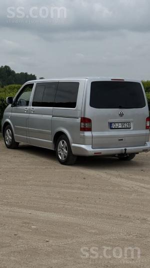 Volkswagen Multivan 2004 in Bauska, with an engine capacity of 2.50 L and mileage of 356 thousand km for 4999 €, photo 4 on AUTOMOTO.COM.LV