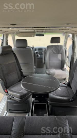 Volkswagen Multivan 2004 in Bauska, with an engine capacity of 2.50 L and mileage of 356 thousand km for 4999 €, photo 9 on AUTOMOTO.COM.LV