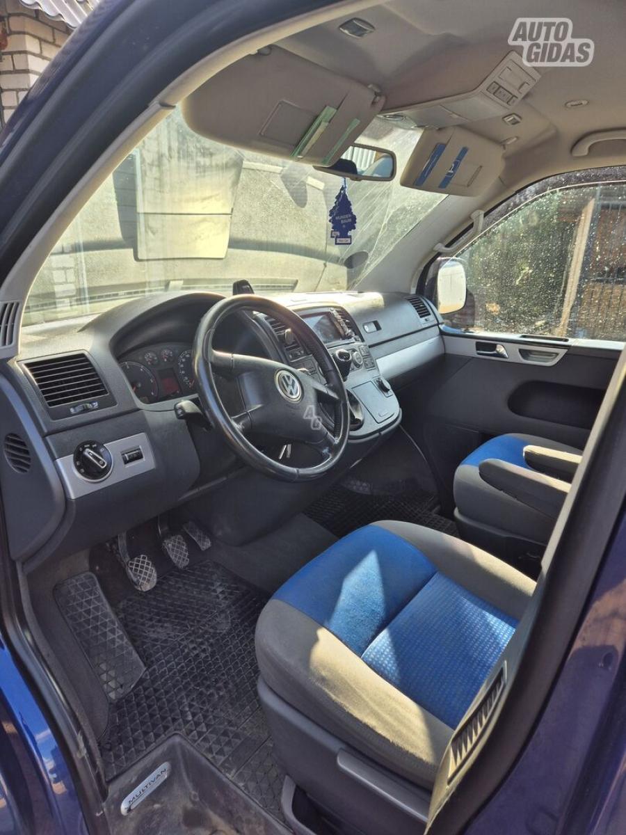 Volkswagen Multivan 2004 Radviliškis, ar dzinēja tilpumu 2.50 L un nobraukumu 285 tūkst. km par 6699 €, foto 10 vietnē AUTOMOTO.COM.LV