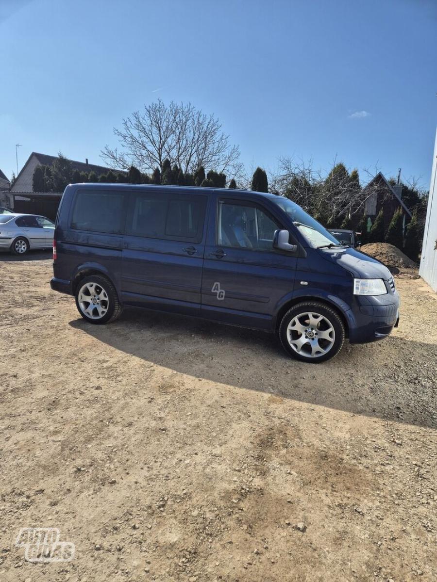 Volkswagen Multivan 2004 Radviliškis, ar dzinēja tilpumu 2.50 L un nobraukumu 285 tūkst. km par 6699 €, foto 12 vietnē AUTOMOTO.COM.LV