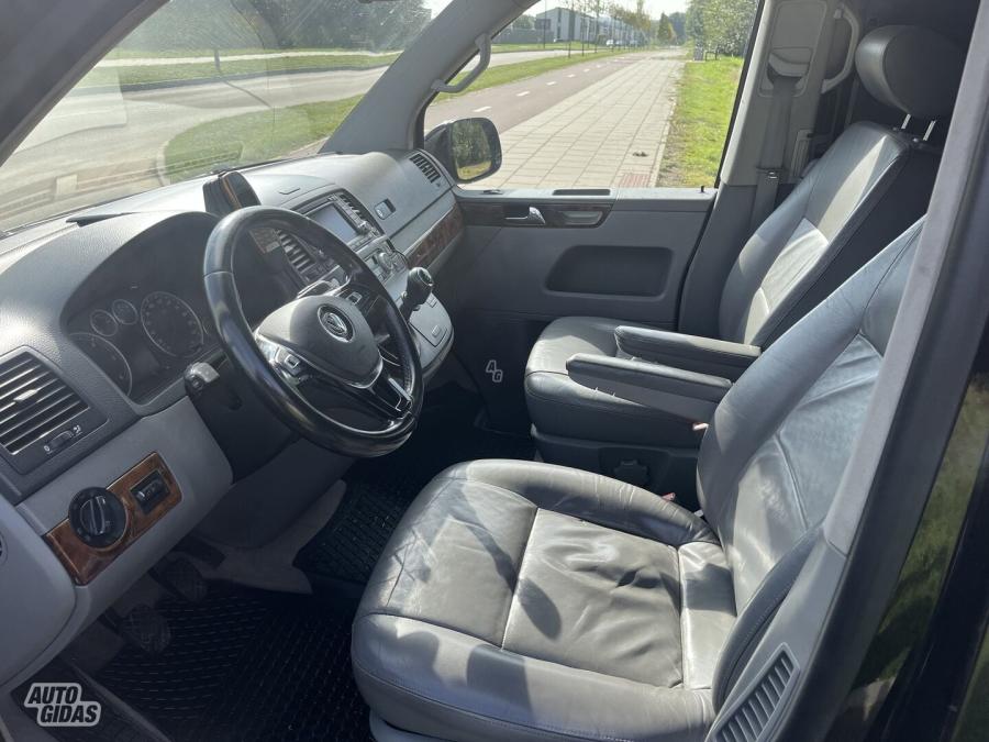 Volkswagen Multivan 2004 Viļņa, ar dzinēja tilpumu 2.50 L un nobraukumu 302 tūkst. km par 7250 €, foto 11 vietnē AUTOMOTO.COM.LV