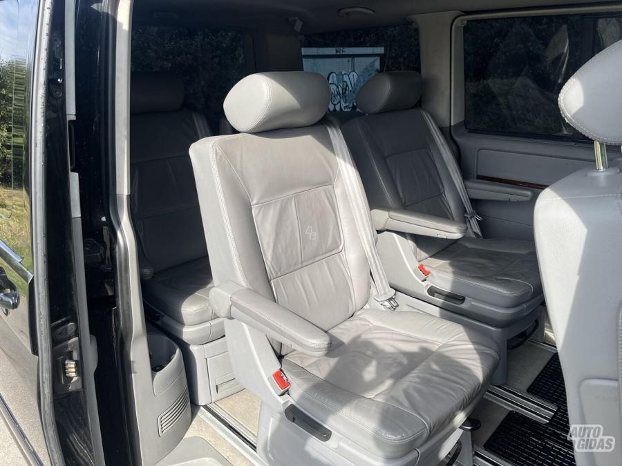 Volkswagen Multivan 2004 Viļņa, ar dzinēja tilpumu 2.50 L un nobraukumu 302 tūkst. km par 7250 €, foto 14 vietnē AUTOMOTO.COM.LV