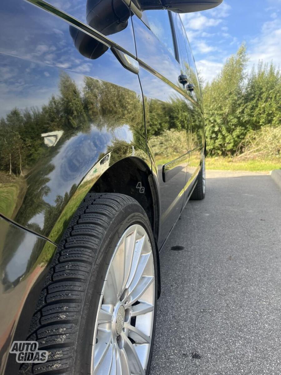 Volkswagen Multivan 2004 Viļņa, ar dzinēja tilpumu 2.50 L un nobraukumu 302 tūkst. km par 7250 €, foto 17 vietnē AUTOMOTO.COM.LV
