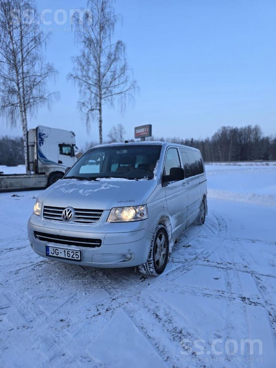 Volkswagen Multivan 2006 Valmiera, ar dzinēja tilpumu 2.50 L un nobraukumu 322 tūkst. km par 4300 €, foto 1 vietnē AUTOMOTO.COM.LV