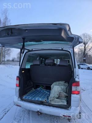 Volkswagen Multivan 2006 Valmiera, ar dzinēja tilpumu 2.50 L un nobraukumu 322 tūkst. km par 4300 €, foto 7 vietnē AUTOMOTO.COM.LV
