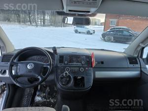 Volkswagen Multivan 2006 Valmiera, ar dzinēja tilpumu 2.50 L un nobraukumu 322 tūkst. km par 4300 €, foto 8 vietnē AUTOMOTO.COM.LV