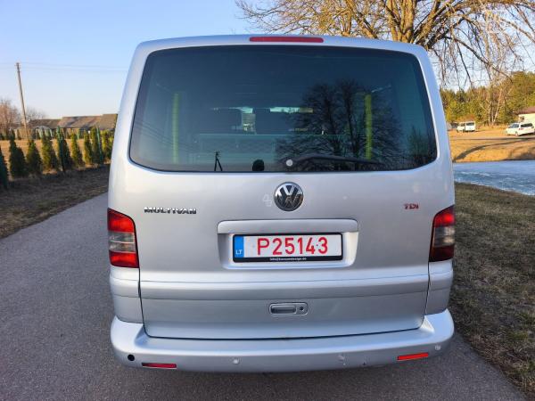 Volkswagen Multivan 2006 Druskininkai, ar dzinēja tilpumu 2.50 L un nobraukumu 322 tūkst. km par 5650 €, foto 7 vietnē AUTOMOTO.COM.LV