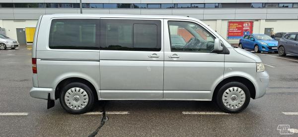 Volkswagen Multivan 2006 Viļņa, ar dzinēja tilpumu 2.50 L un nobraukumu 380 tūkst. km par 3950 €, foto 4 vietnē AUTOMOTO.COM.LV