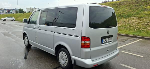 Volkswagen Multivan 2006 Viļņa, ar dzinēja tilpumu 2.50 L un nobraukumu 380 tūkst. km par 3950 €, foto 7 vietnē AUTOMOTO.COM.LV