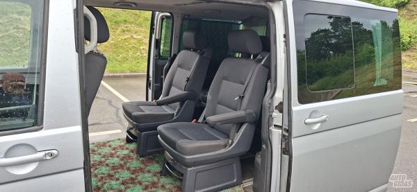 Volkswagen Multivan 2006 Viļņa, ar dzinēja tilpumu 2.50 L un nobraukumu 380 tūkst. km par 3950 €, foto 10 vietnē AUTOMOTO.COM.LV