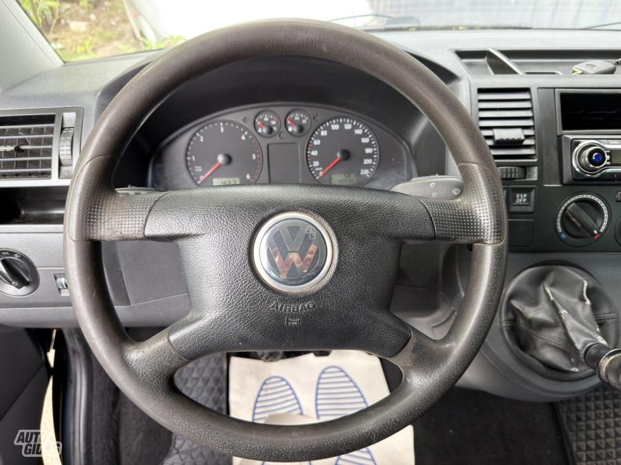 Volkswagen Multivan 2007 in Panevezys, with an engine capacity of 1.90 L and mileage of 423 thousand km for 4999 €, photo 14 on AUTOMOTO.COM.LV