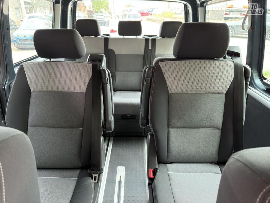 Volkswagen Multivan 2007 in Panevezys, with an engine capacity of 1.90 L and mileage of 423 thousand km for 4999 €, photo 18 on AUTOMOTO.COM.LV