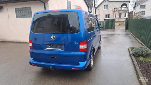 Volkswagen Multivan 2008 Viļņa, ar dzinēja tilpumu 2.50 L un nobraukumu 369 tūkst. km par 8550 €, foto 6 vietnē AUTOMOTO.COM.LV