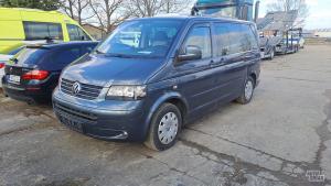 Volkswagen Multivan 2008 Viļņa, ar dzinēja tilpumu 2.50 L un nobraukumu 289 tūkst. km par 9500 €, foto 3 vietnē AUTOMOTO.COM.LV