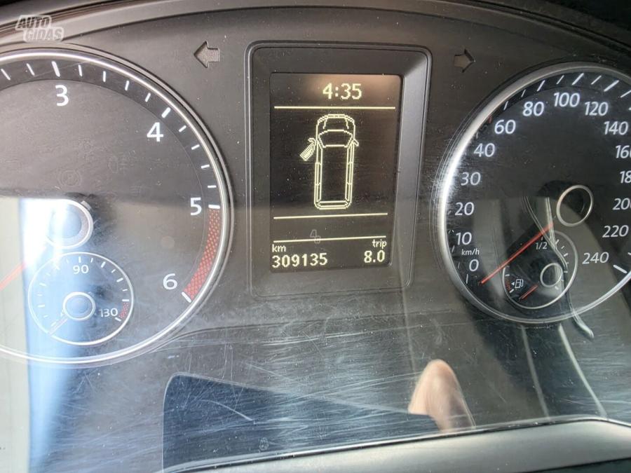 Volkswagen Multivan 2009 in Vilnius, with an engine capacity of 2.00 L and mileage of 309 thousand km for 12500 €, photo 7 on AUTOMOTO.COM.LV