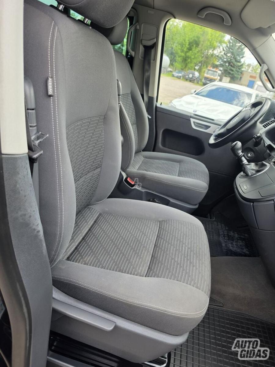 Volkswagen Multivan 2009 in Vilnius, with an engine capacity of 2.00 L and mileage of 309 thousand km for 12500 €, photo 24 on AUTOMOTO.COM.LV