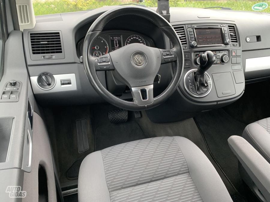 Volkswagen Multivan 2010 Kauņa, ar dzinēja tilpumu 2.00 L un nobraukumu 194 tūkst. km par 13999 €, foto 14 vietnē AUTOMOTO.COM.LV