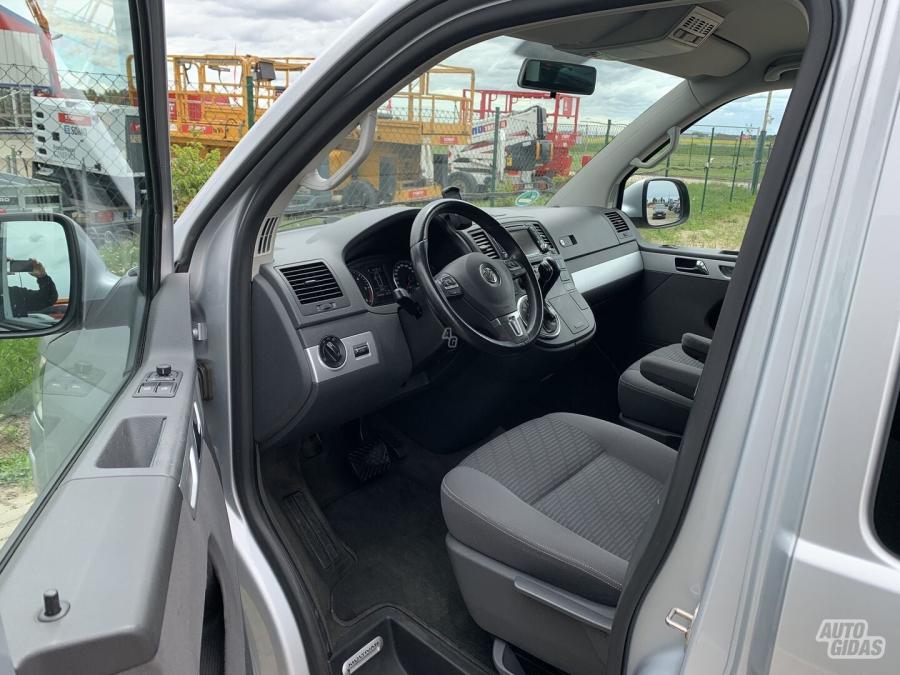 Volkswagen Multivan 2010 Kauņa, ar dzinēja tilpumu 2.00 L un nobraukumu 194 tūkst. km par 13999 €, foto 18 vietnē AUTOMOTO.COM.LV