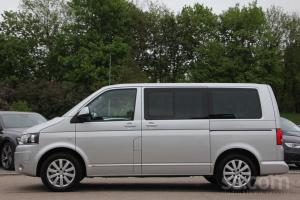 Volkswagen Multivan 2010 Tukums, ar dzinēja tilpumu 2.00 L un nobraukumu 238 tūkst. km par 14990 €, foto 3 vietnē AUTOMOTO.COM.LV